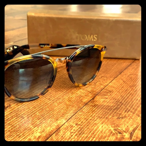 Toms | Accessories | Toms Sunglasses | Poshmark